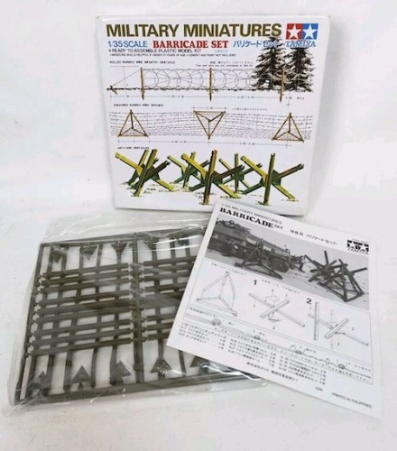 Tamiya 35027 1:35 Barricade Set Kit - themodellerstoolbox.com