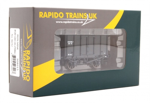 Rapido Trains UK 908015 GWR Dia. V6 'Iron Mink' van W292 in BR black ...